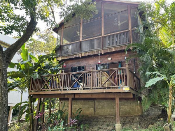 Located Among The Woods On A Country Road Leading West Bay Beach - Sandy Bay