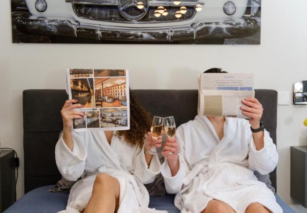 Fat Cow Apartments - Cipro