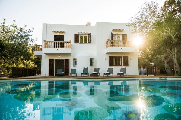 Cala Jondal "Can Amanaya" - Ibiza Airport (IBZ)