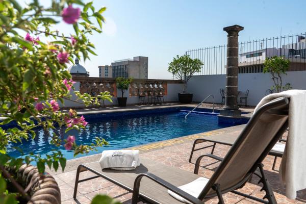 Hotel Santiago De Compostela - Guadalajara Centro Historico - Guadalajara