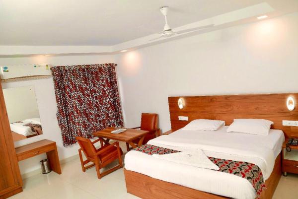 Hotel Diana - Alathur