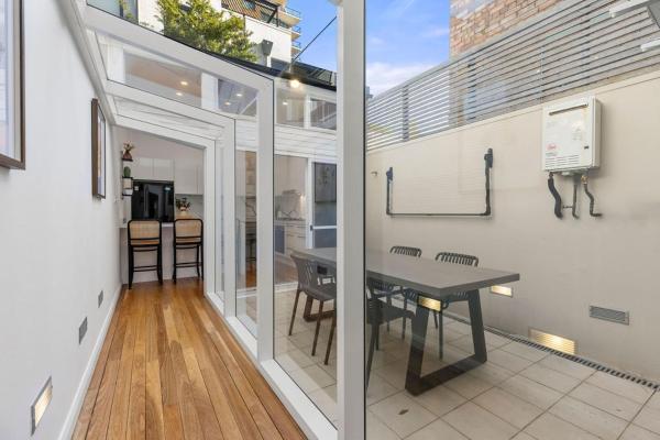 Central Pyrmont House For 8 With Outdoor Dining - Mosman