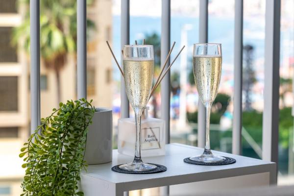 Apartamento Frente Al Mar Con Parking - Benidorm