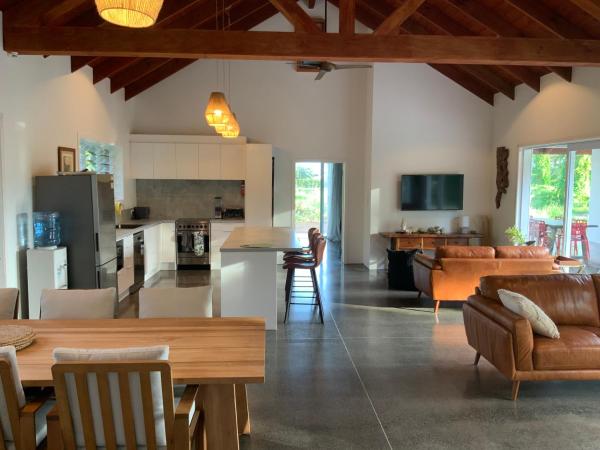 Manatu Holiday Home - Rarotonga