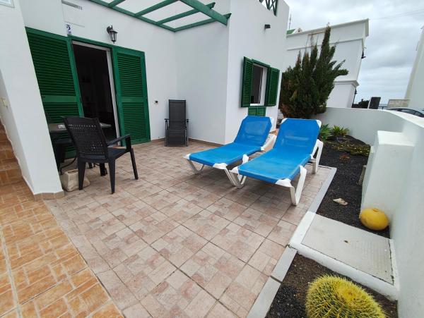 Marysol 2 Apartment With Terrace Close To The Sea - Graciosa