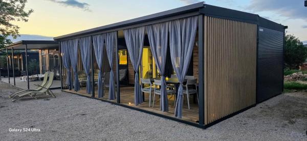 Sak Mobile Home Pirovac Iii - Tisno