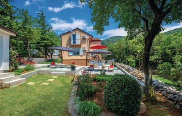 House Hideaway Novi Vinodolski By Villas Guide - Novi Vinodolski