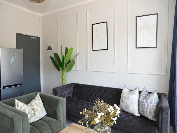 Eirini Elegant Hades Apartment - Midrand