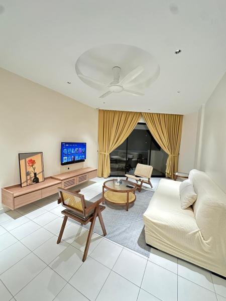 Newly Renovated Comfy Beachfront View At Seri Bulan Port Díckson - Teluk Kemang