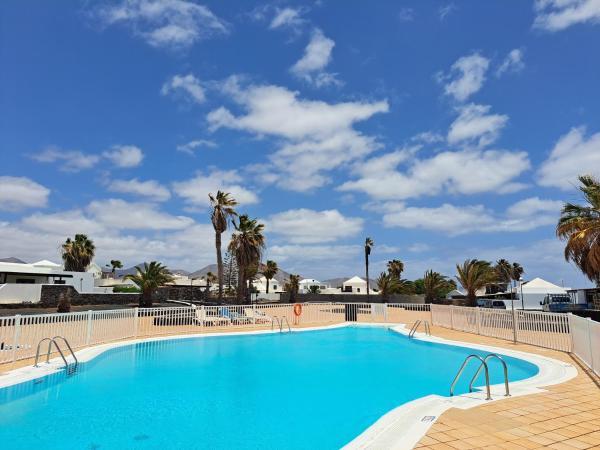 Bella Blanca - Playa Blanca, España