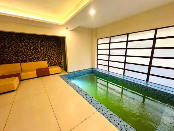 Whitehouse Homestay - Thalassery