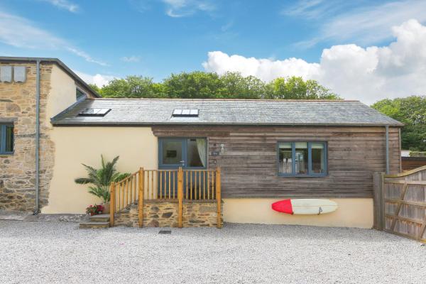 Carines Barns - Tre - Newquay
