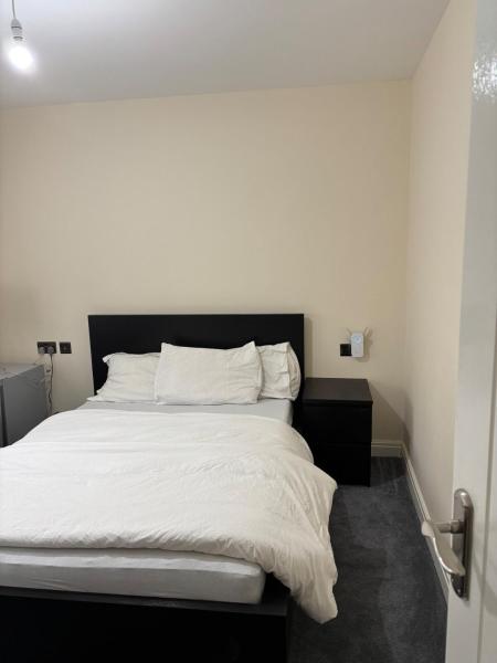 Double Room Ensuite In Croydon Family Home - Croydon, UK