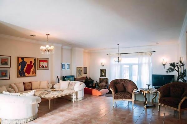 Spacious 3 Bedroom Luxury Villa With Lush Gardens Close To City & Beach - Çanakkale