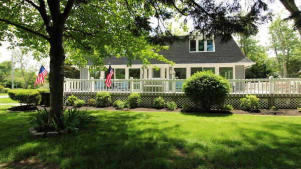 8 Bedrooms With A Pool - 404 Fourth Avenue - Cape May
