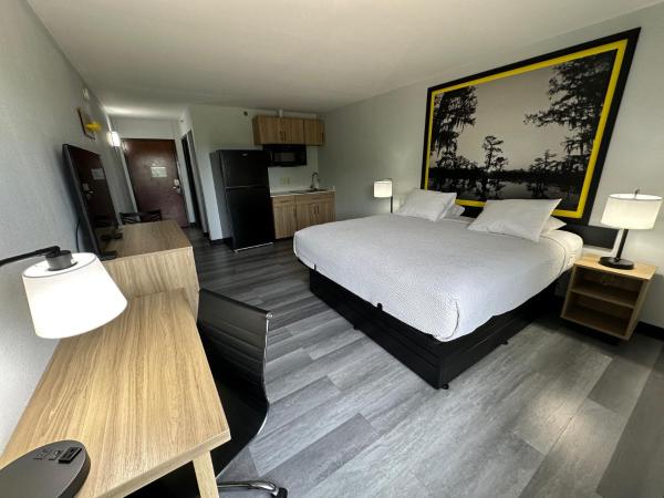 Super 8 By Wyndham Alexandria La - Louisiana
