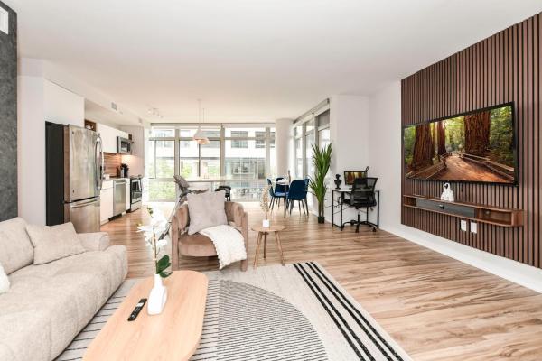 Posh 2br Retreat Gym, Prkng And Scenic Rooftop - National Harbor, MD