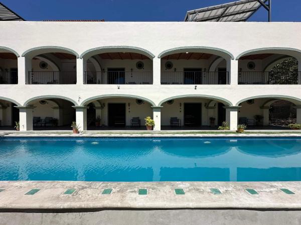 Tranquil Studio Suite With Outdoor Pool - Ajijic