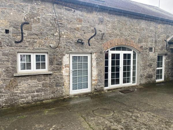 Cloneymore Guest House - Trim