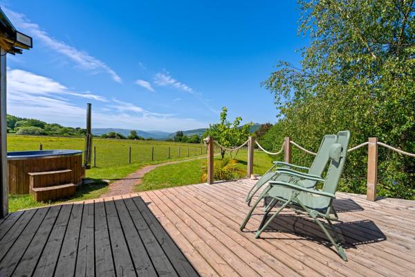 The Lily Pod - Abergavenny