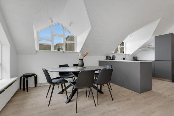 Laugavegur 60 - Downtown Apartment By Heimaleiga - Reykjavik