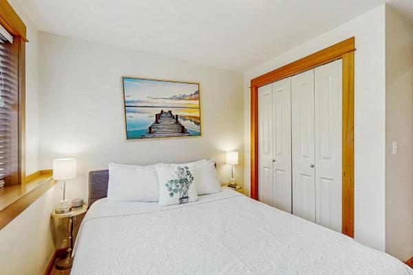 Seattle Adventure & Stadium Getaway - Lower Level - North Beacon Hill - Seattle