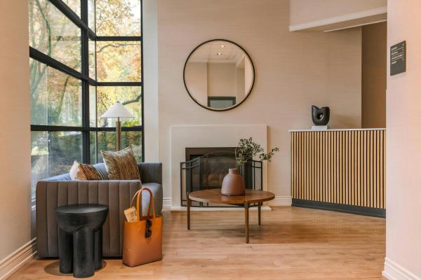 The Sunset Hotel West End, Sonder By Marriott Bonvoy - Vancouver