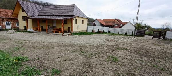 Cazare Valea Dinozaurilor - Făgăraș