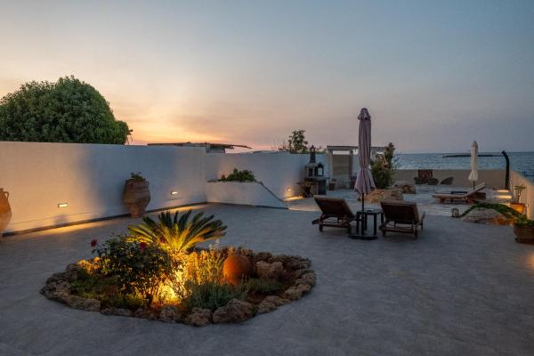 Sandy Steps Beachfront Apartments - Hersonissos