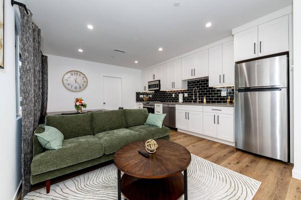 Noho Home Near Universal Studios - Burbank, CA