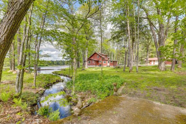 Hatfield Family Home On Lake Arbutus: Boat & Hike - ウィスコンシン州