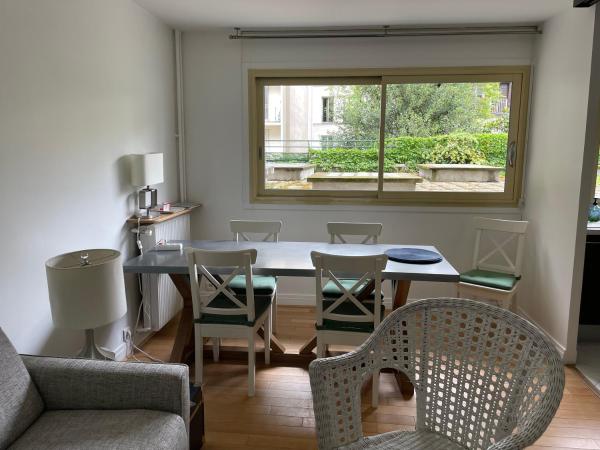 French Welcome - Clamart