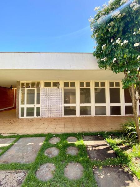 Descomplica Hostel - Assis