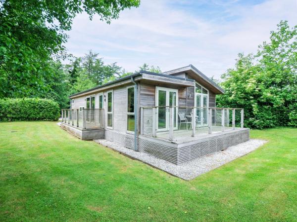 5 Faraway Fields - Liskeard