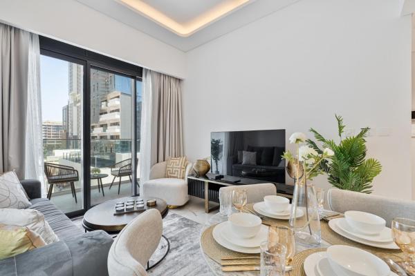 Heaven Crest Vacation Homes - One Bedroom City View Balcony In Azizi Riviera - Dubai Airport (DXB)
