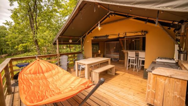 Lodge Holidays - Les Tailladis - Sarlat-la-Canéda