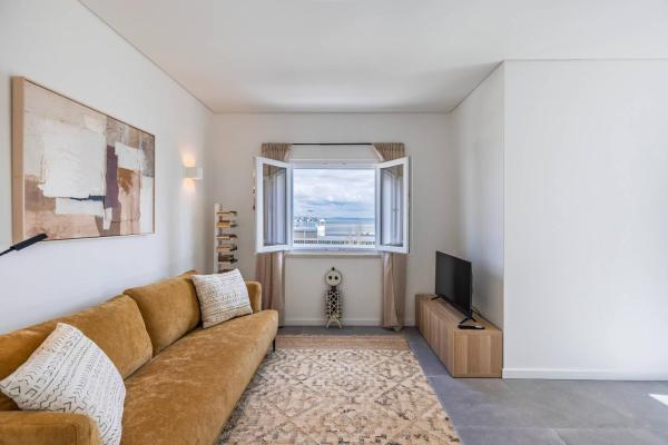 176 - Charming Riverview Apartment - Agualva-Cacém
