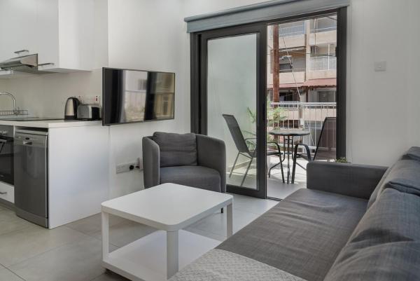 Seabreeze Residence By Staycom - 라르나카