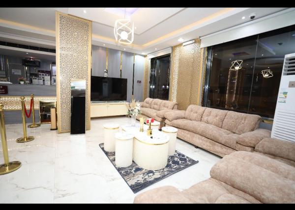 الفرسان رست للشقق المخدومة - Riad