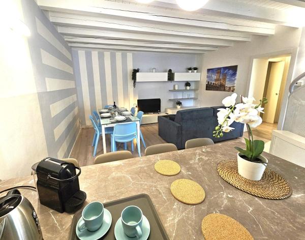 Bright House In Old Town Desenzano - Desenzano del Garda