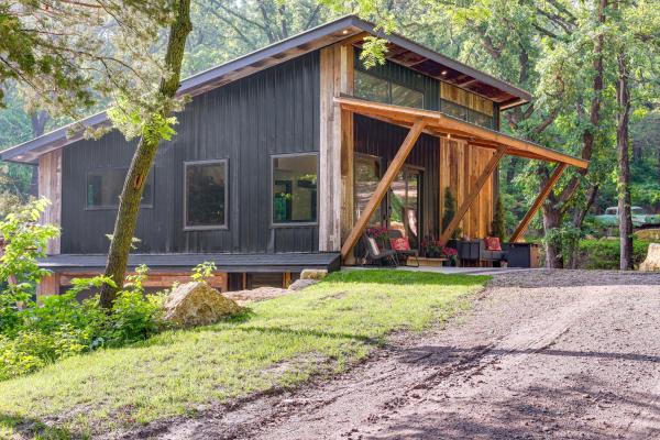Modern Louisville Home On 3 Acres With Gas Fire Pit! - Platte River State Park, Louisville