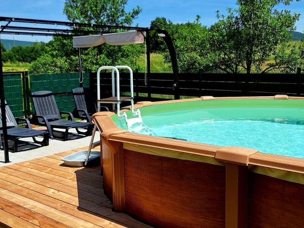 Apartment Nina-bazen-klima-parking - Otočac