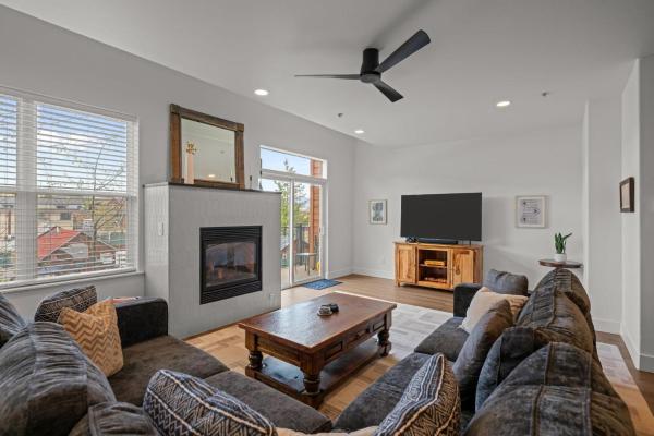 539 Granite St - Frisco, CO