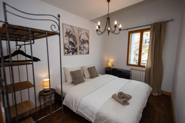 Pure Canigou House An Authentic And Charming Town House With 3 Bedrooms - Vinça