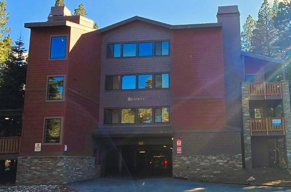 Eagle Summit Collection - Mammoth Mountain, CA