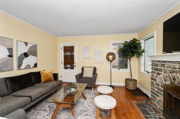 The Cincinnati Charm - Cincinnati, OH