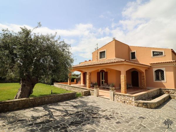 Radici Sicilian Holiday Home - B An Oasis Of Relaxation In The Heart Of Sicily - Avola