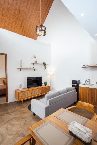 2br Villa In Seminyak - Sanur
