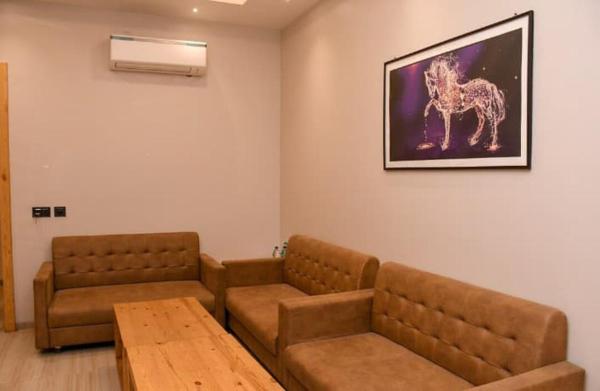 Hotel Shehnai Garden - Chhatarpur