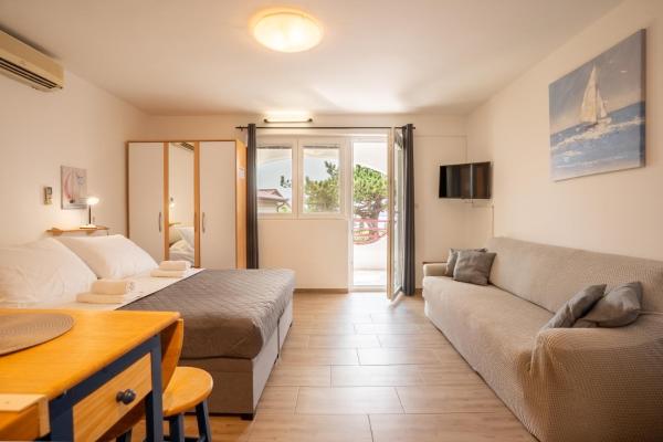 Apartmani Luky - Karlobag